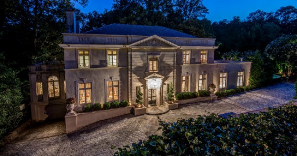 Real Estate Realism or Voyeurism: What a New Study Intimates About the ...