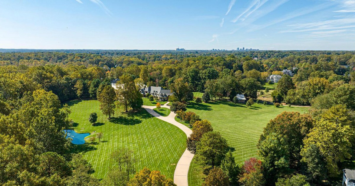A 21-Acre Great Falls Estate With Its Own Ice Rink Lists For $15 Million